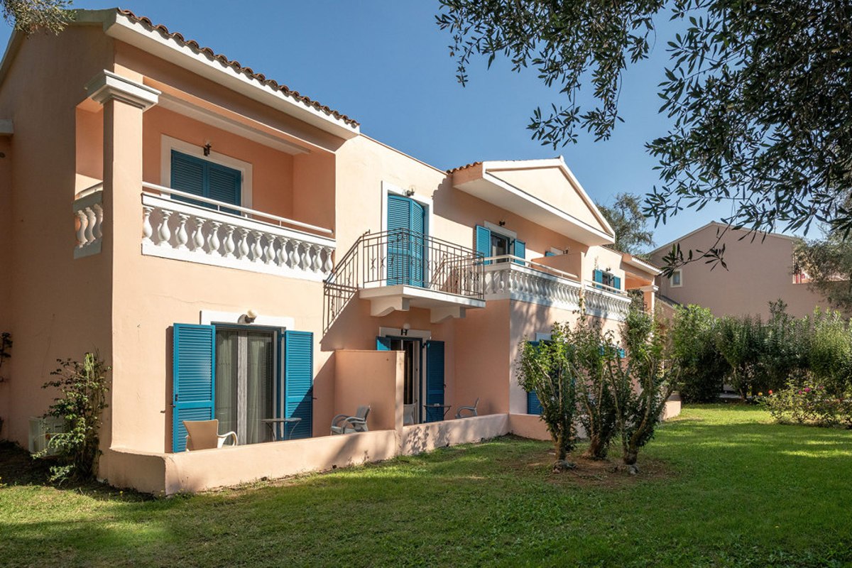 Greek flair at Sentido Apollo Palace beach hotel, Corfu