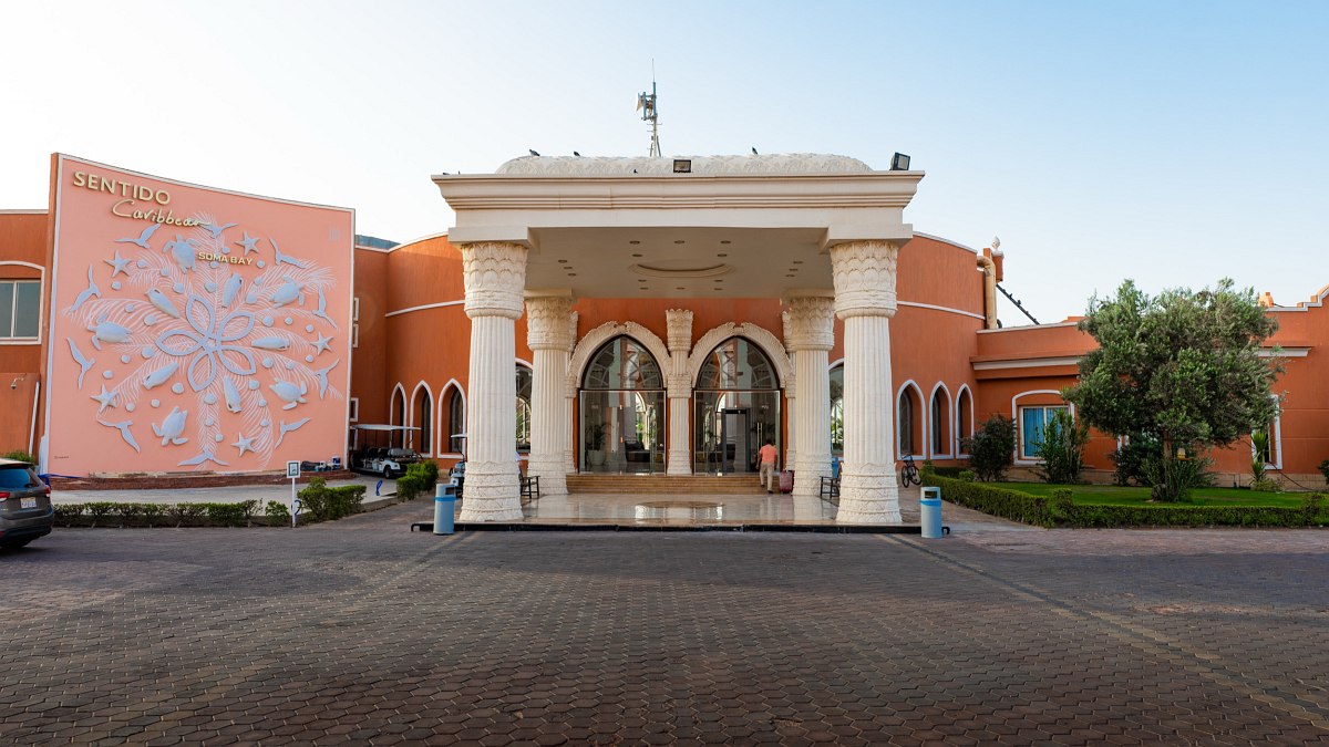 Perfect beach vacation in Egypt: Sentido Caribbean World Soma Bay