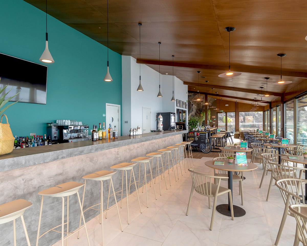 A dream hotel on the extraordinary island of Sri Lanka.