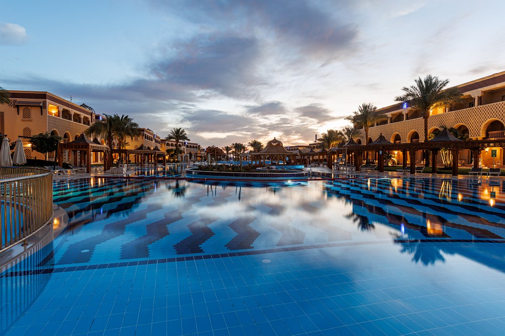 The perfect beach hotel in Egypt: Sentido Mamlouk Palace Resort